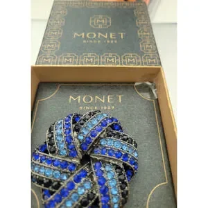 Monet | Jewelry | Monet Brand Brooch Features A Distinctive Knot Design ...